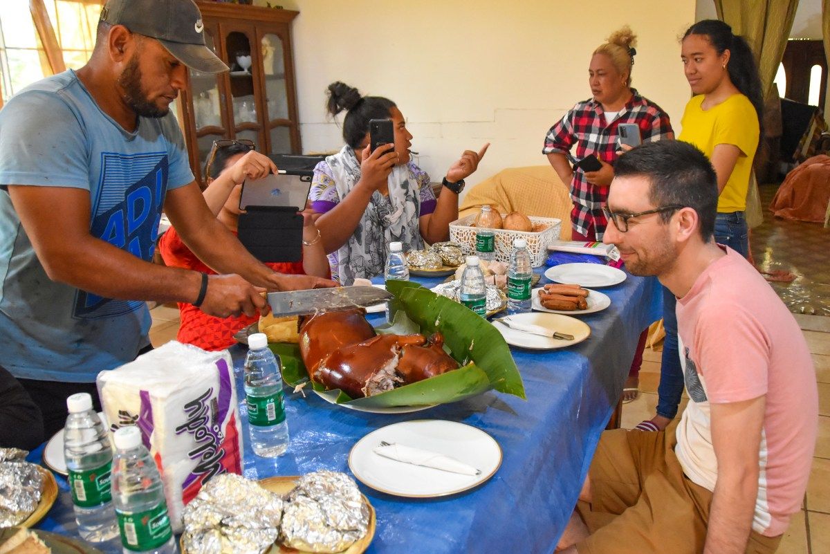 Tongan Etiquette: Tonga Customs & Traditions - Tonga Pocket Guide