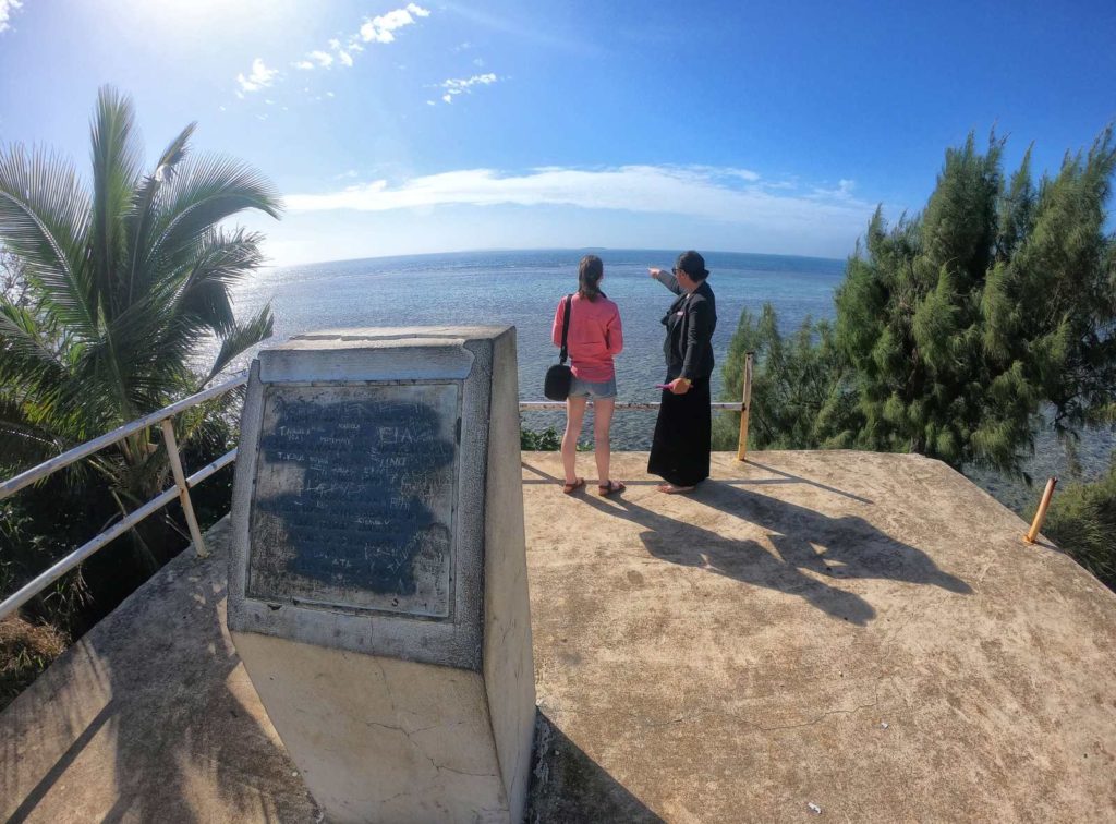 How to Travel Around Tonga by Bus - Tonga Pocket Guide