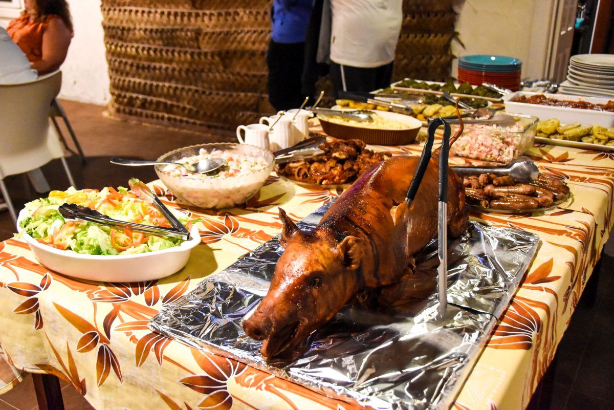 The Food Guide to Tonga: Places to Eat & Food Tours 2026